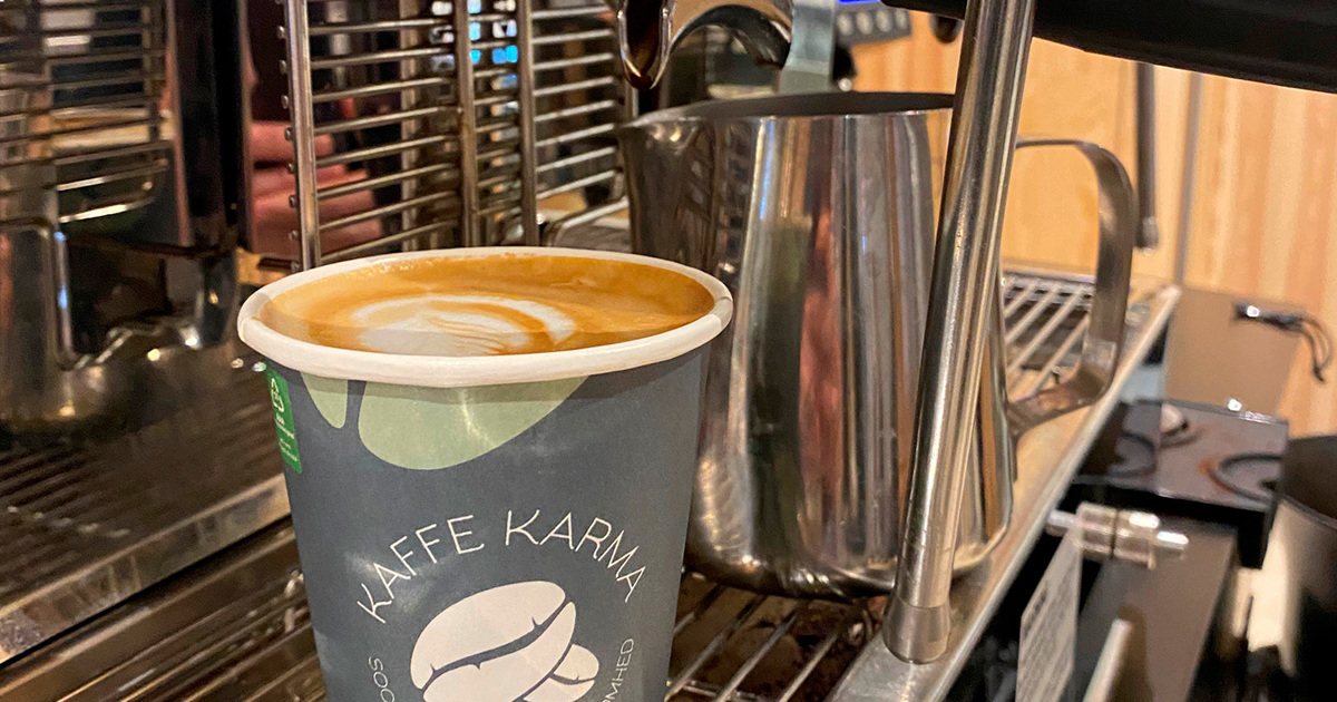 Hæfte: Kaffe Karma - socialt udsatte borgeres vej til småjobs - vive.dk